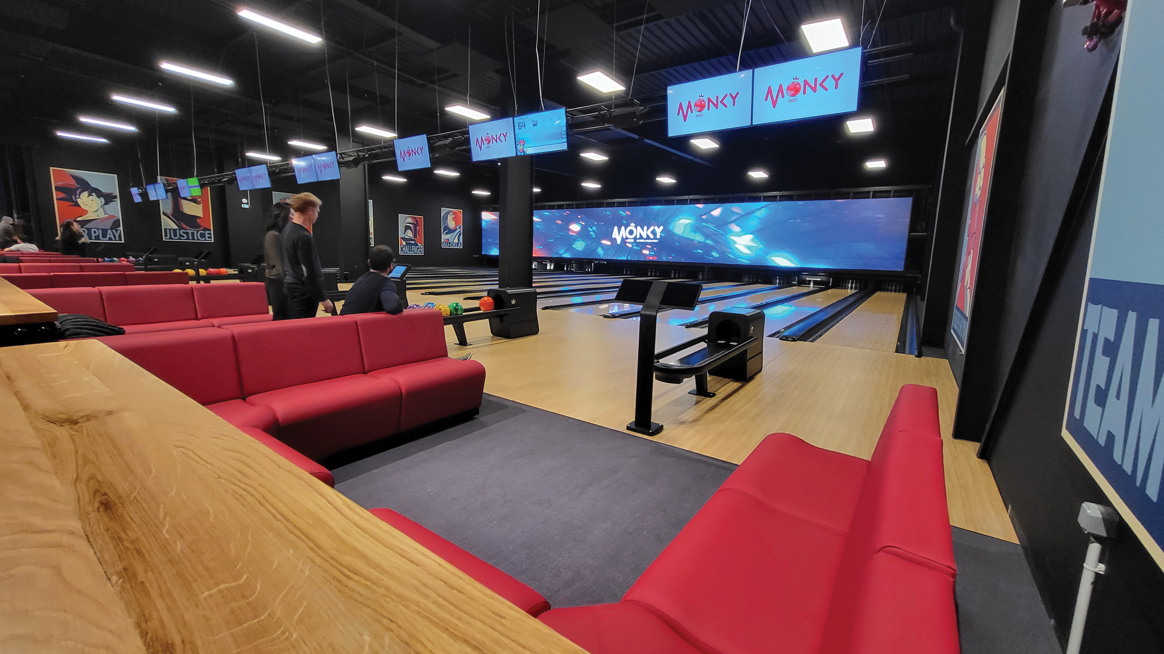 Monky Laval - Laval, France | Brunswick Bowling