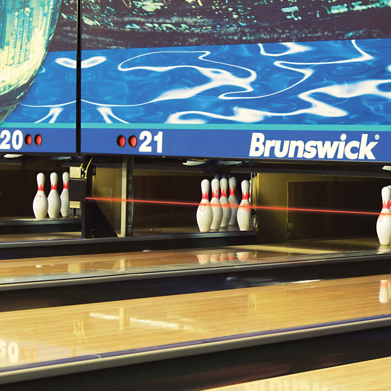 GS Series Safety Guarding | Brunswick Bowling