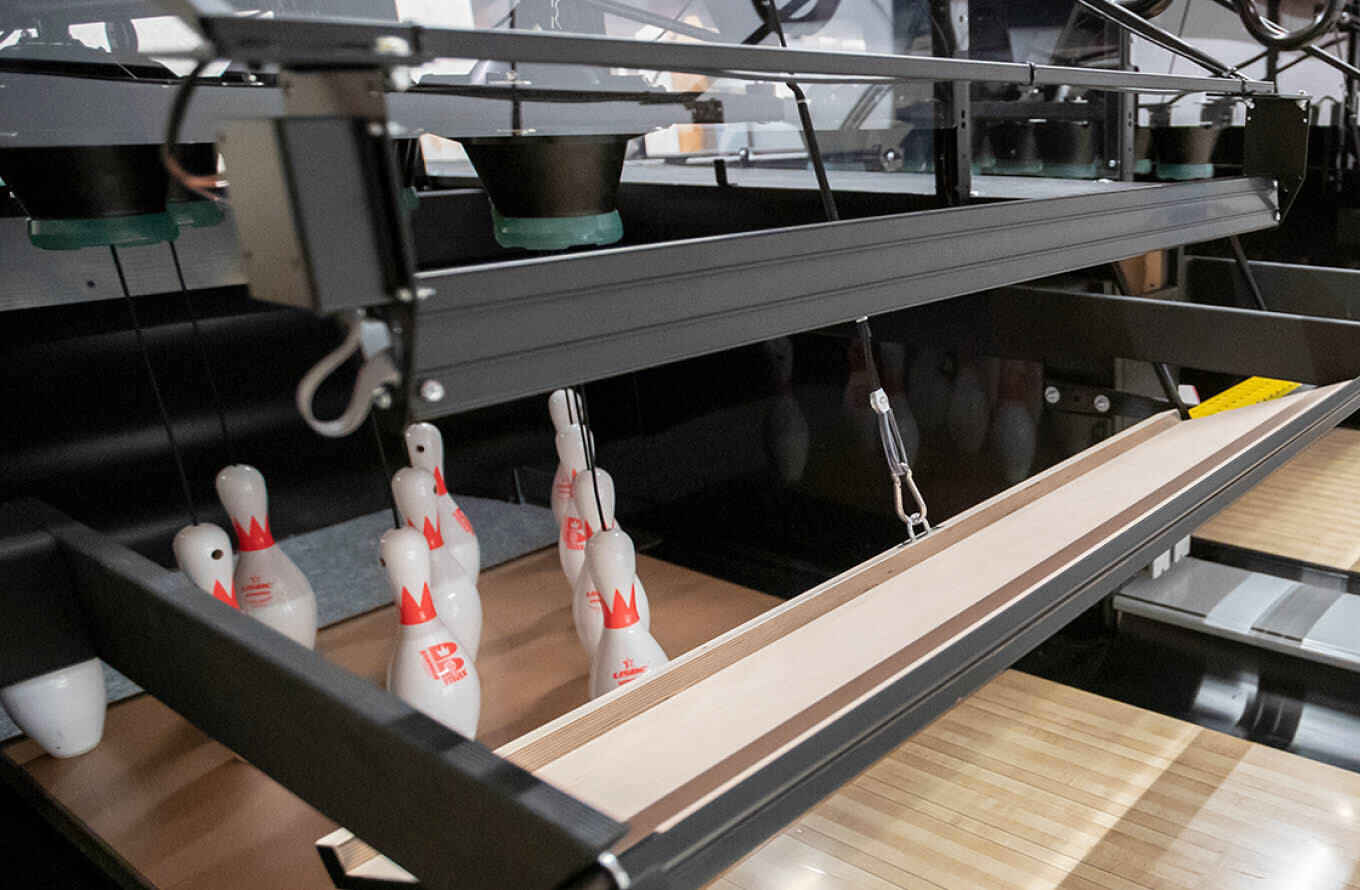 StringPin | Brunswick Bowling