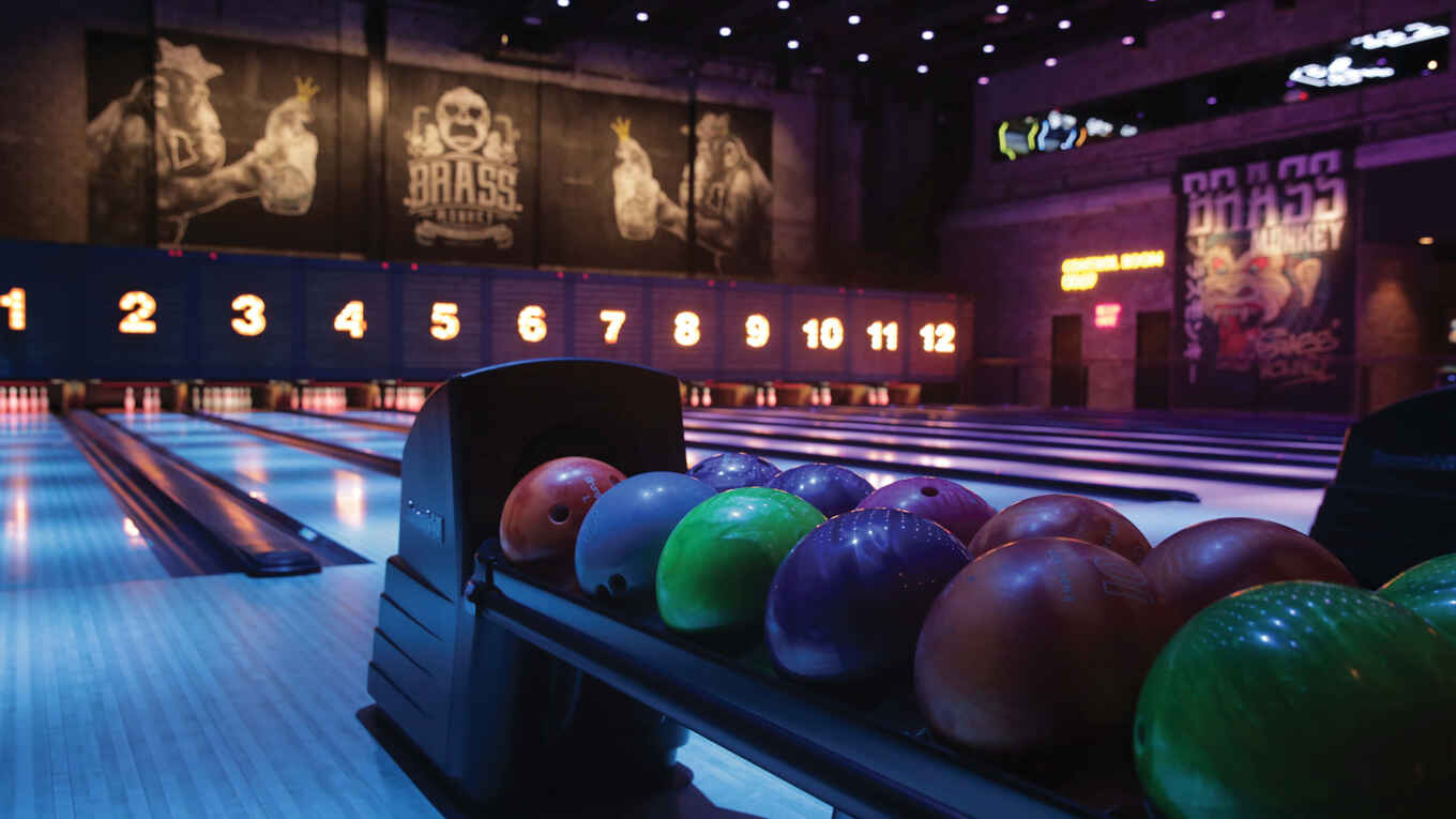 Certified Pinsetter Service Programs | Brunswick Bowling