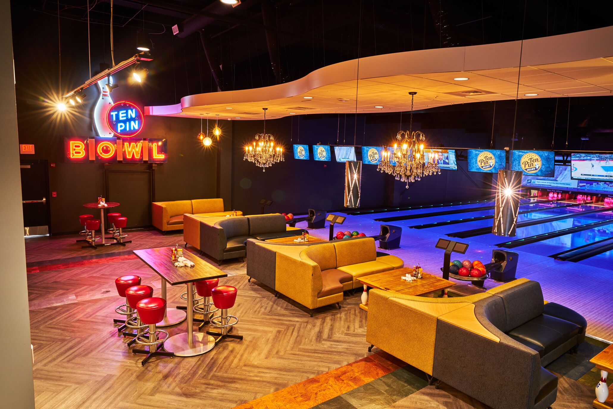 Ten Pin Alley | Brunswick Bowling